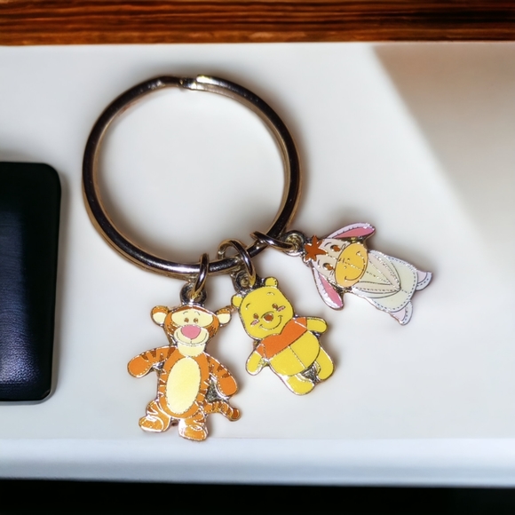 Disney | Accessories | Winnie The Pooh And Friends Metal Disney ...